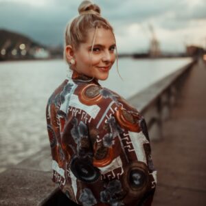 SUNSET EM PONTAL | Corona Praia Sunsets: DJ Laura Murad comanda ...